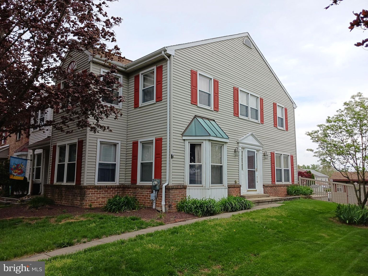 215 Elm St, Reading, PA 19606 | Zillow