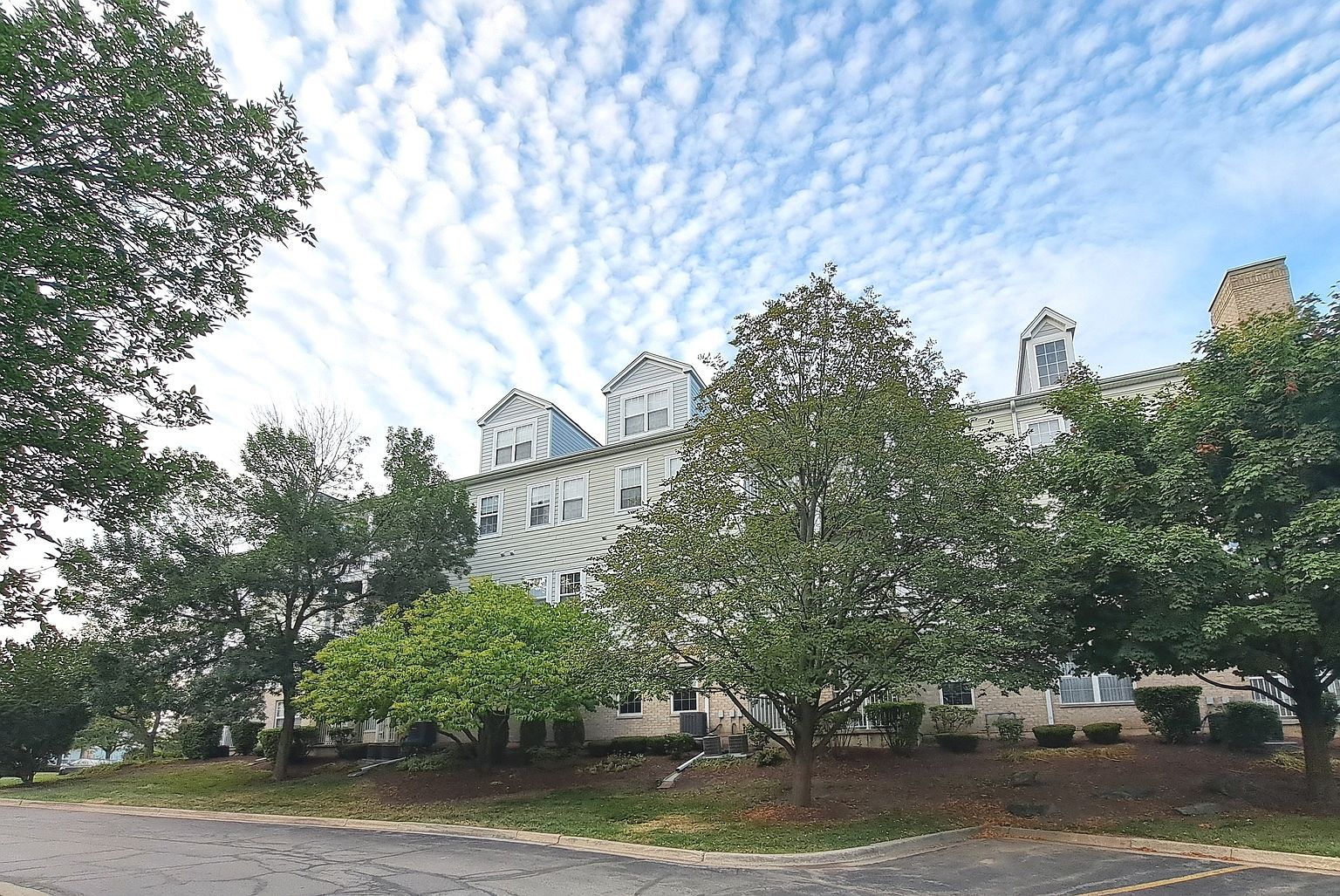 1307 W Lake St APT 304, Addison, IL 60101 | Zillow