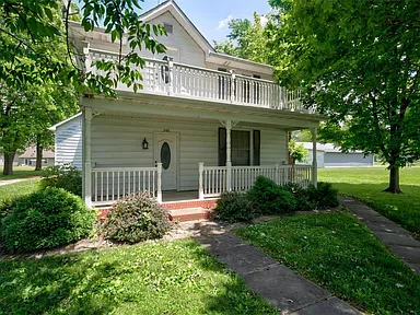 348 S Center St Addieville IL | Zillow