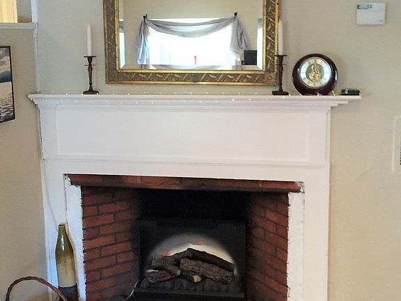 218 Washington St, Marblehead, MA 01945 | Zillow