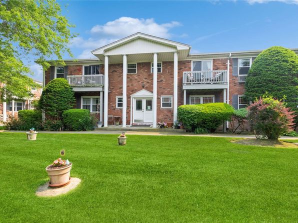 Patchogue NY Condos & Apartments For Sale - 6 Listings | Zillow
