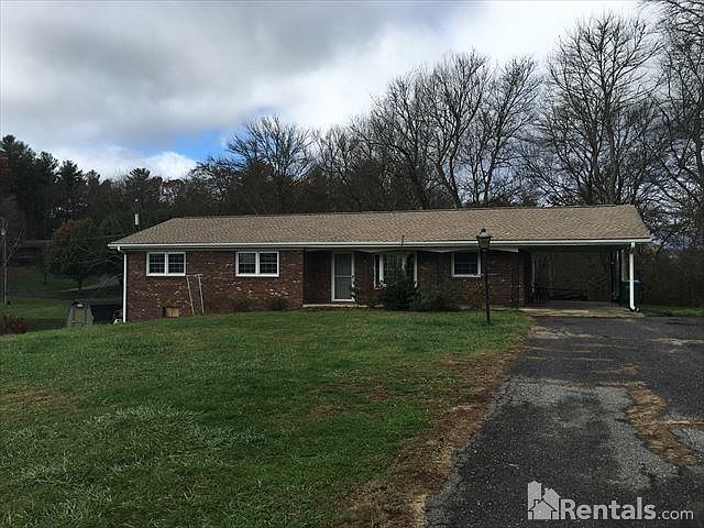 855 Ladson Rd, Mills River, NC 28759 | Zillow