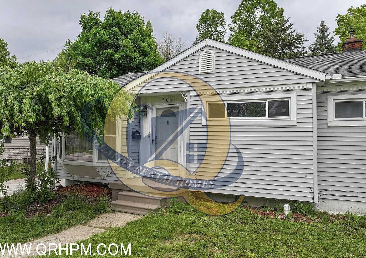 708 Elmwood Dr, Fenton, MI 48430 | Zillow