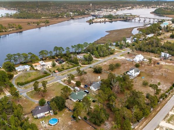 Carrabelle FL Single Family Homes For Sale - 53 Homes | Zillow