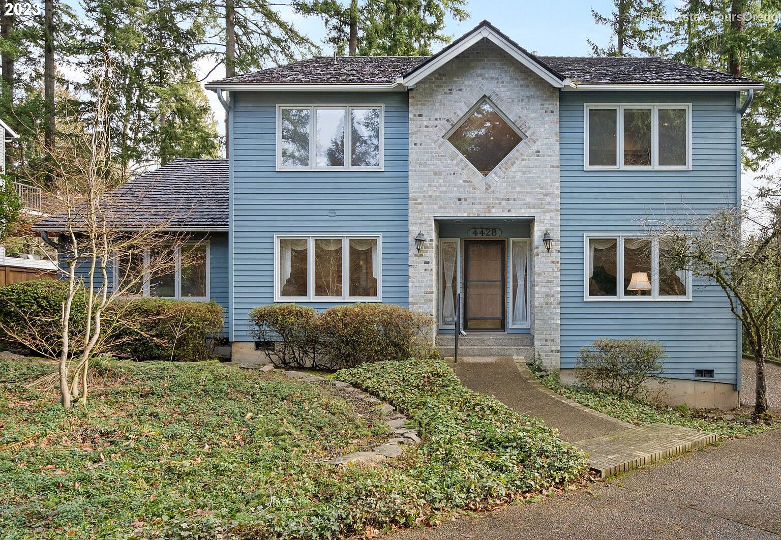 4428 SW 55th Pl, Portland, OR 97221 | Zillow