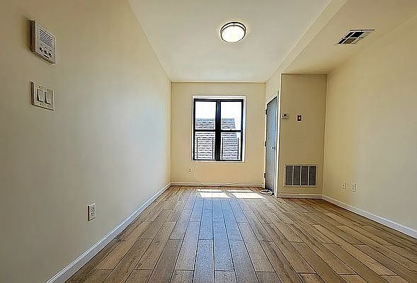 620 Crescent St #1C, Brooklyn, NY 11208 | Zillow