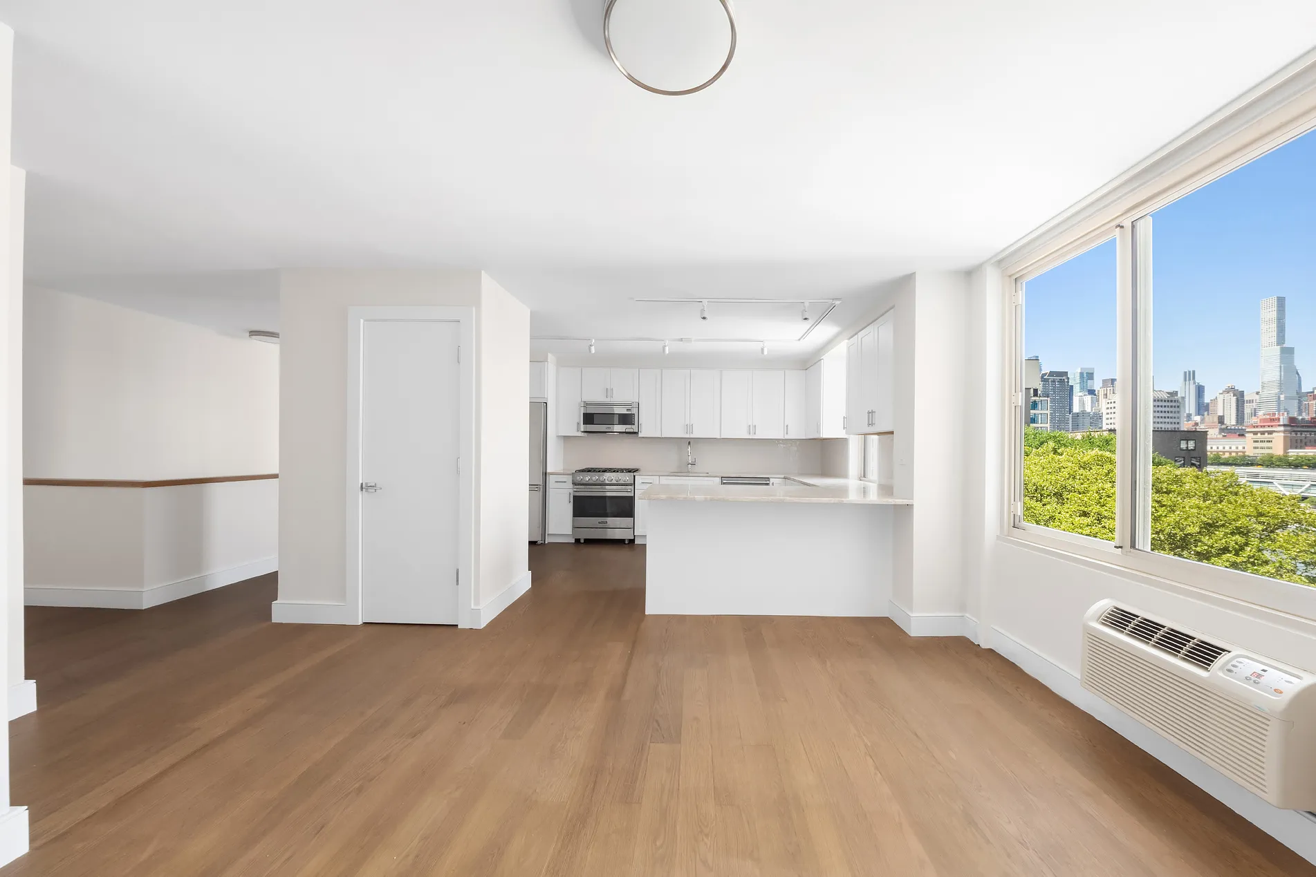 555 Main Street #909 in Roosevelt Island, Manhattan | StreetEasy