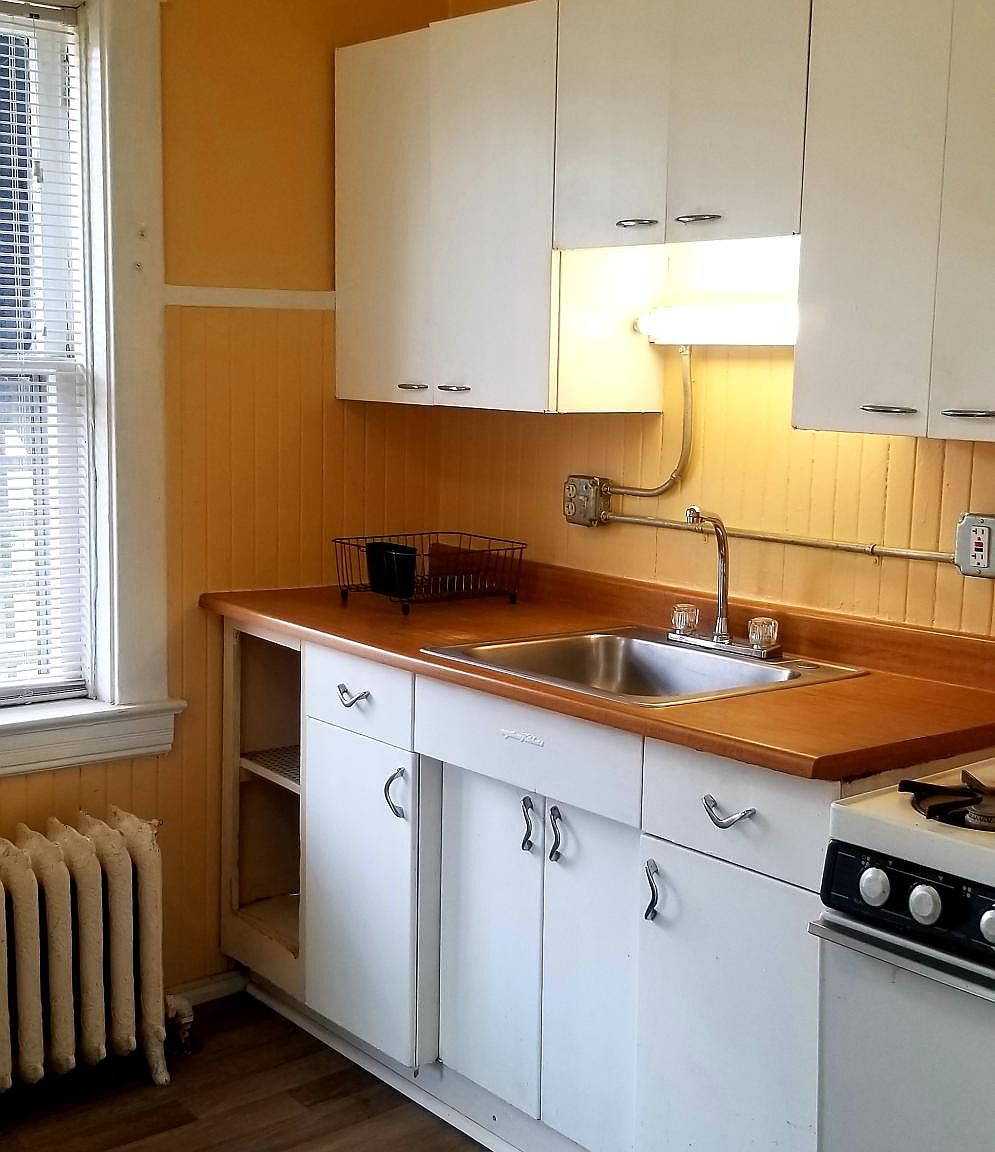 1462 Rear West St #R, Cleveland, OH 44102 | Zillow