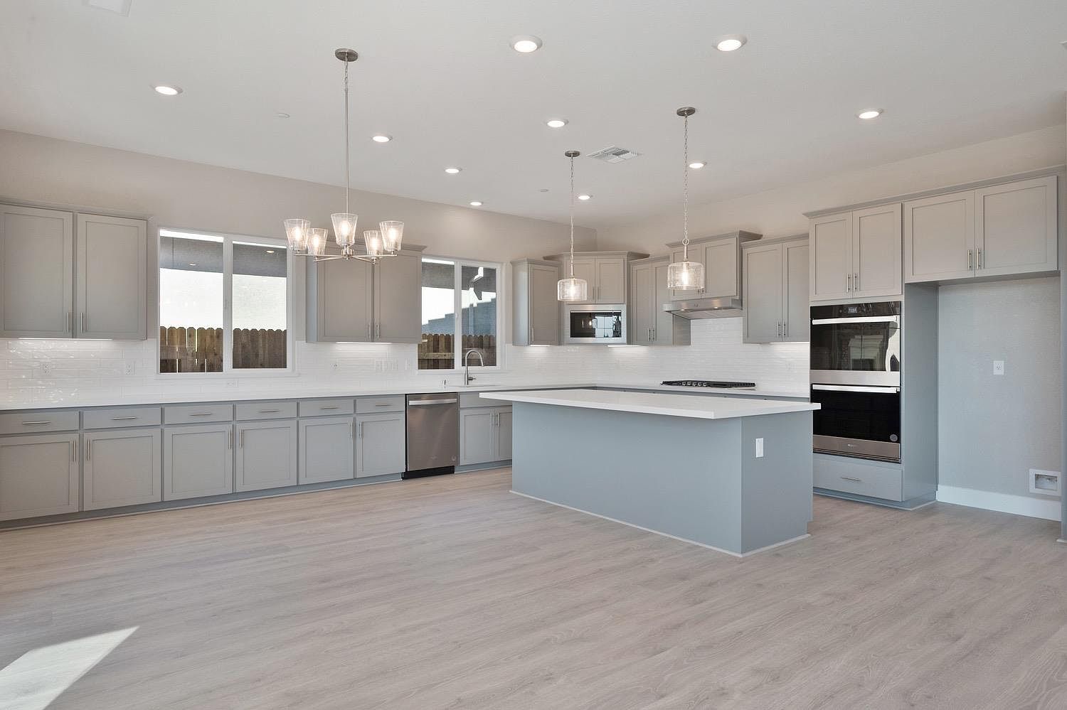 3056 Shasta Daisy Cir, Roseville, CA 95747 | Zillow