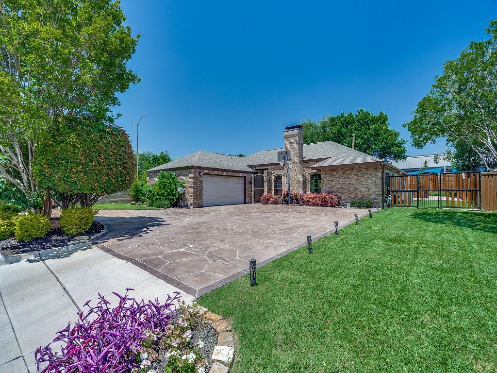 18636 Crownover Ct, Dallas, TX 75252 | MLS #20945229 | Zillow
