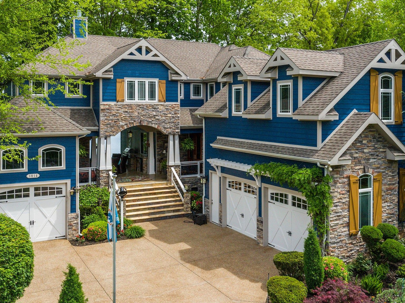 1814 Awalt Dr, Winchester, TN 37398 | Zillow