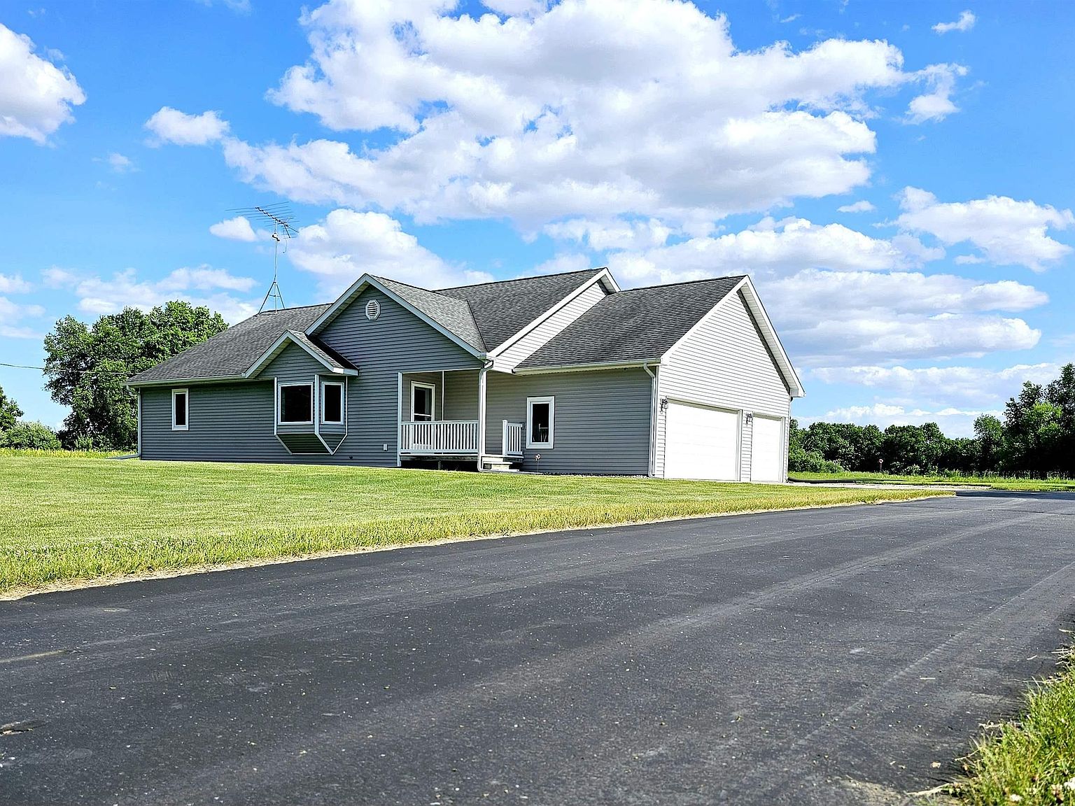7841 W Madison Rd, Elwell, MI 48832 | Zillow