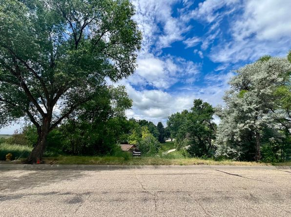 Pierre SD Real Estate - Pierre SD Homes For Sale | Zillow