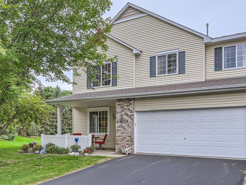 762 Maple Hills Dr APT B, Maplewood, MN 55117 | Zillow