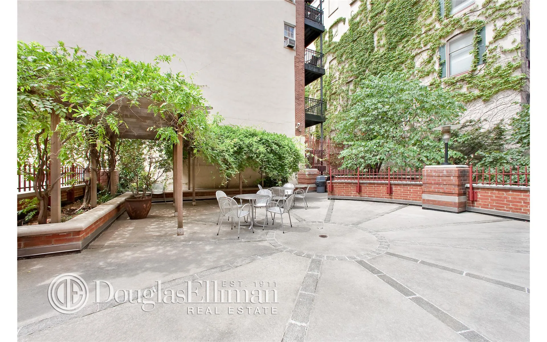 99 Jane Street #3E in West Village, Manhattan | StreetEasy