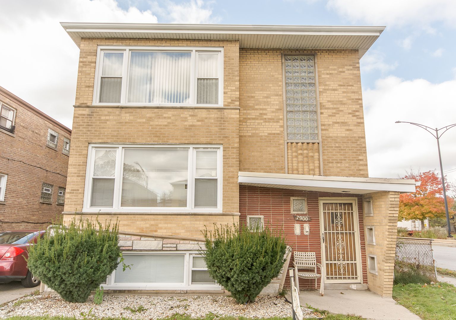 7900 S Whipple St, Chicago, IL 60652 | Zillow