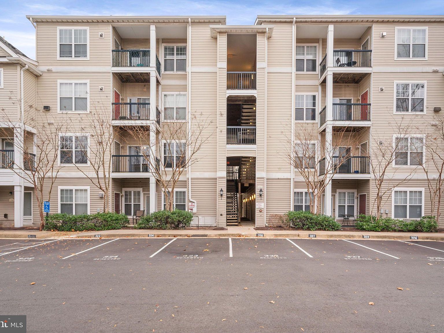13363 Connor Dr #13363G, Centreville, VA 20120 | Zillow