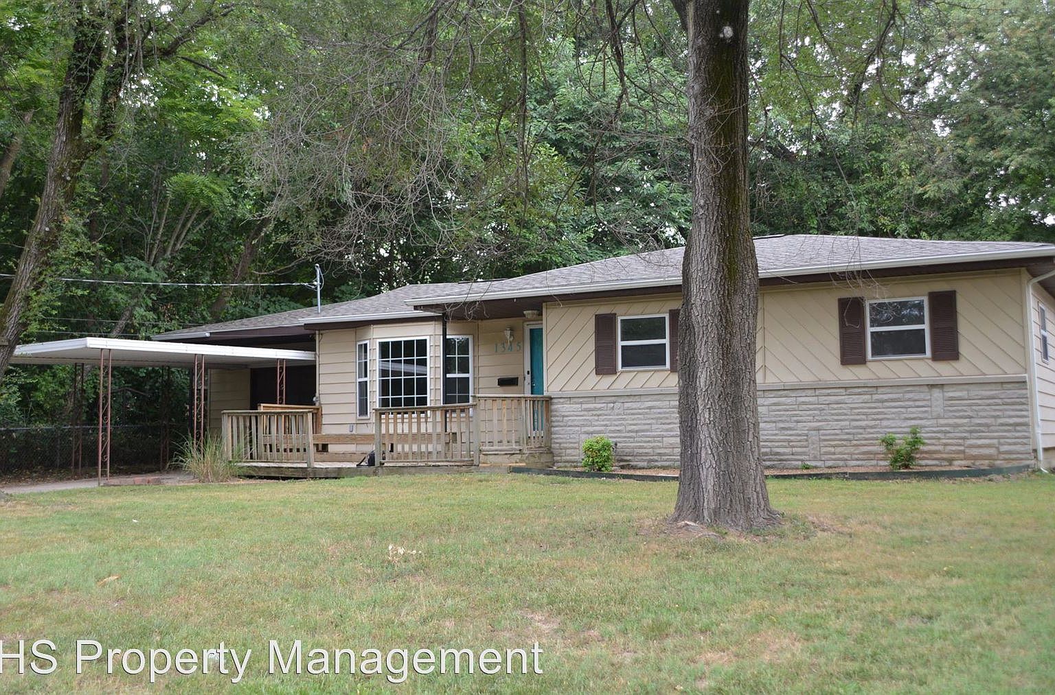 1345 S Cedarbrook Ave, Springfield, MO 65804 | Zillow