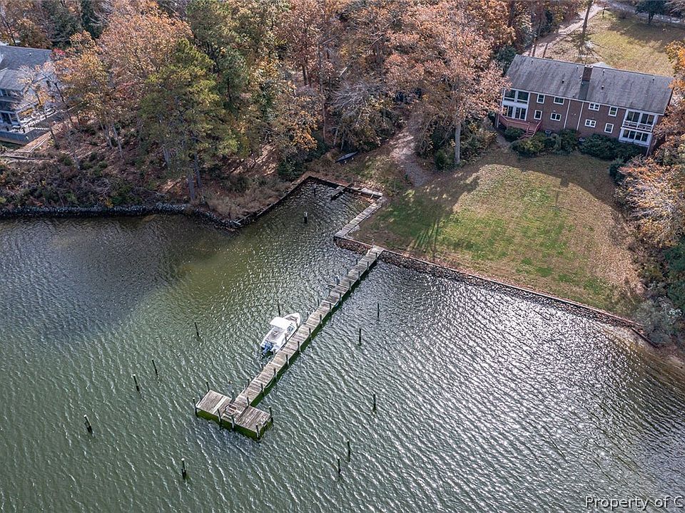 552 Rio Vis #C, Weems, VA 22576 | MLS #2302363 | Zillow