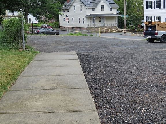 1235 Pleasant St, New Bedford, MA 02740 | MLS #73181715 | Zillow