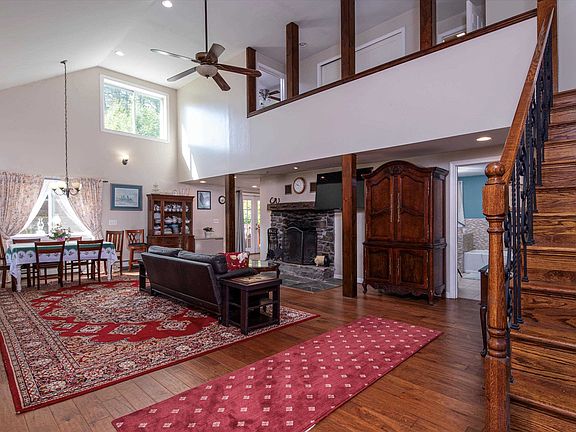 3806 B Vermont Route 11, Londonderry, VT 05148 | MLS #5020518 | Zillow