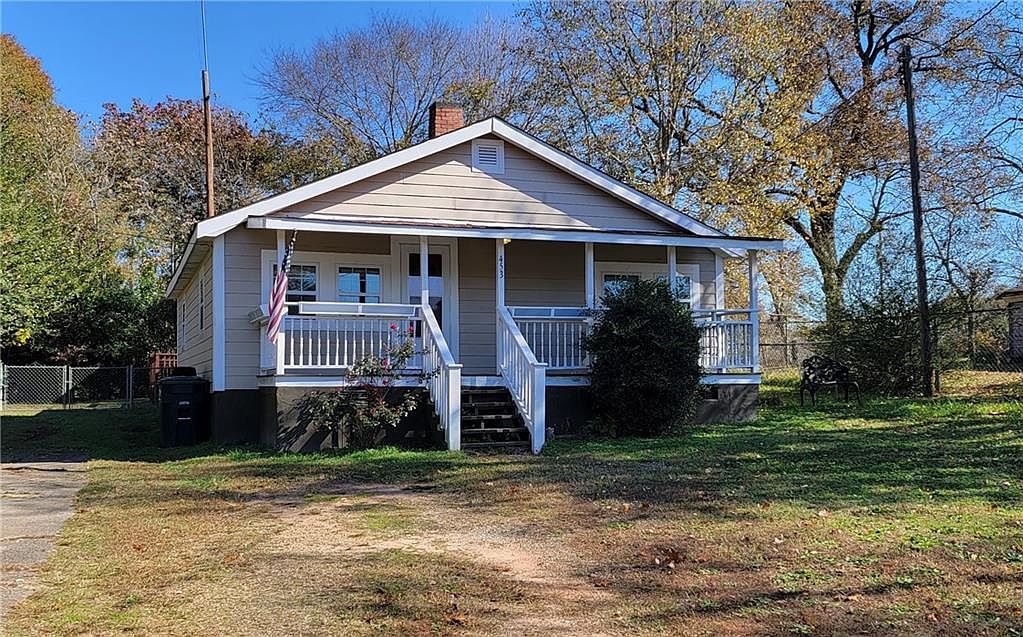 453 Spring St, Commerce, GA 30529 | Zillow