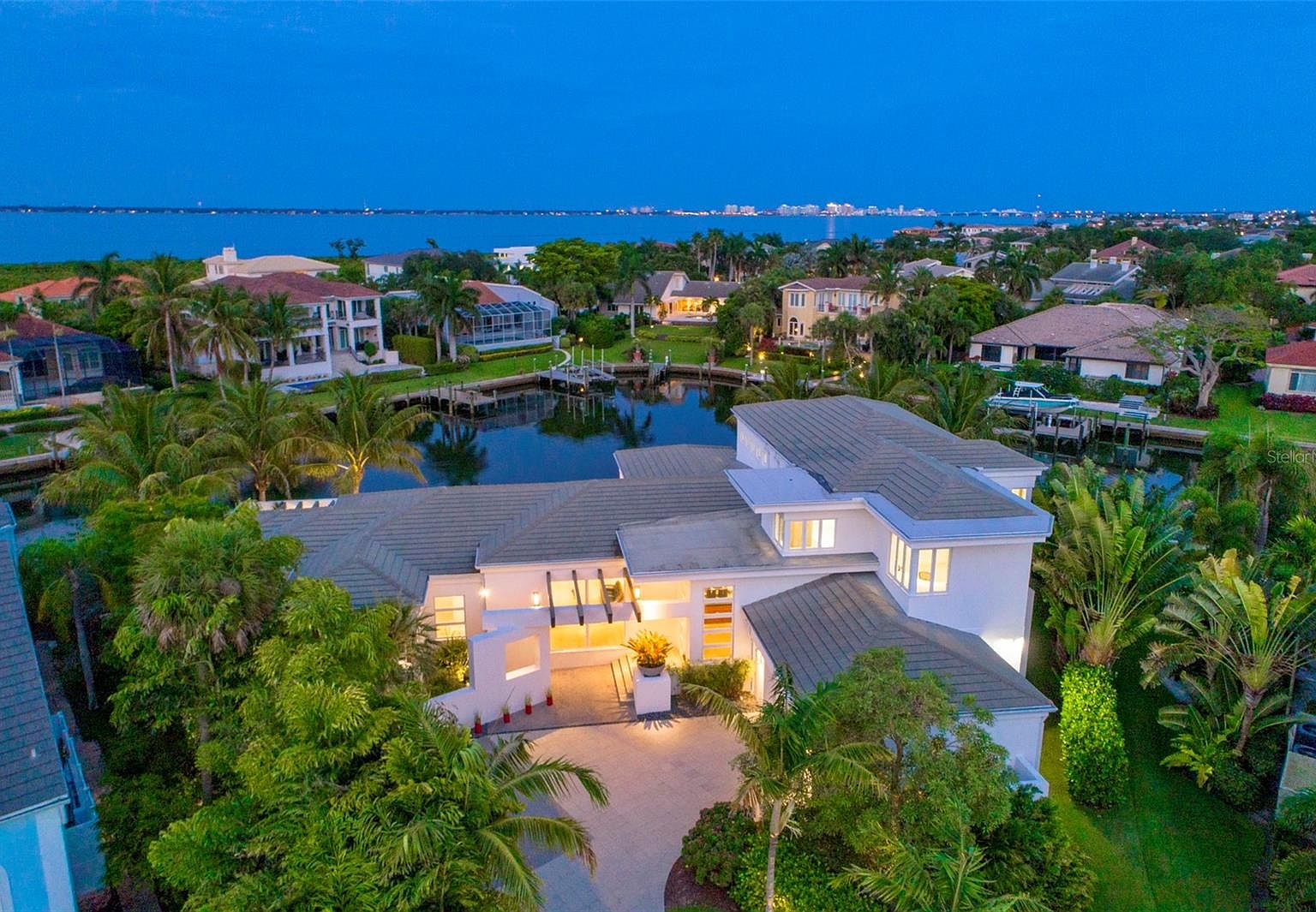 530 Harbor Gate Way, Longboat Key, FL 34228 | Zillow