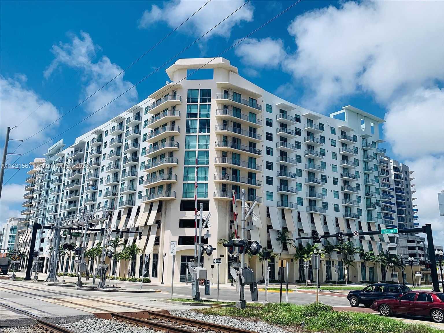 140 S Dixie Hwy APT 921, Hollywood, FL 33020 | MLS #A11431567 | Zillow