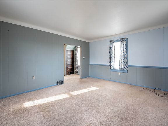 39 Kingston St, Youngstown, PA 15696 | Zillow