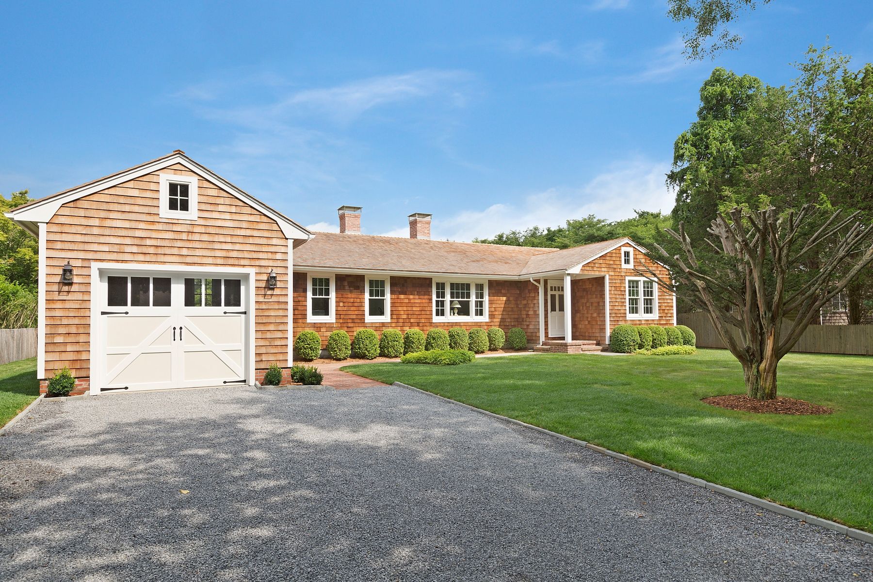 6 Cedar Ct, East Hampton, NY 11937 | Out East