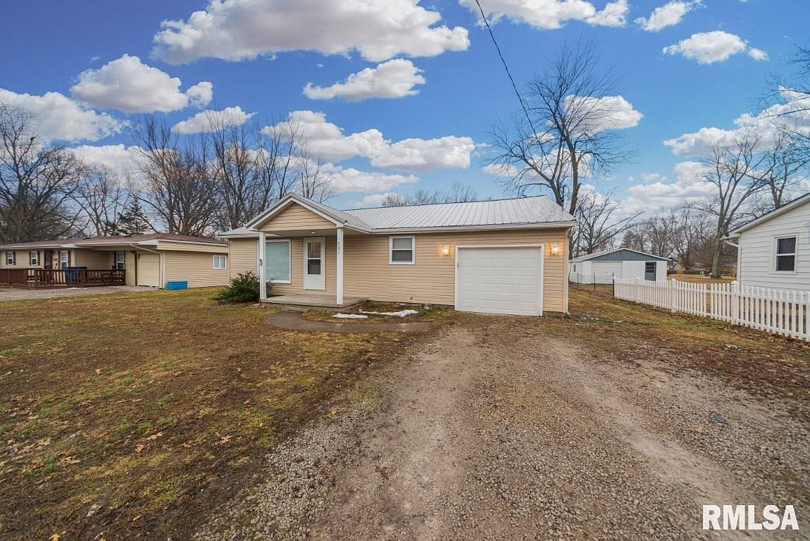 701 Airport Rd, Mount Vernon, IL 62864 | Zillow