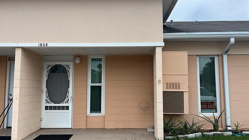 1835 Club Cir #1, Lakeshore, FL 33854 | Zillow
