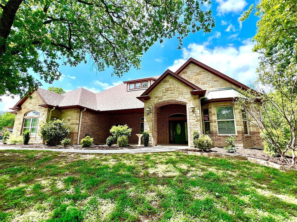 148 N Natural Spring Ln, Azle, TX 76020 | Zillow