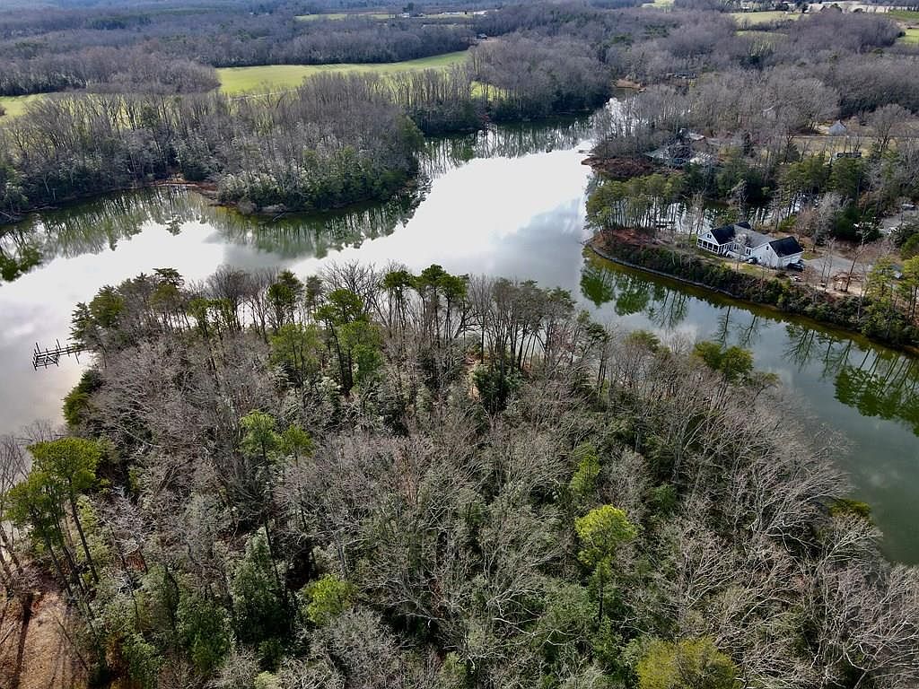 6 Fountain Gate Rd, Heathsville, VA 22473 | Zillow