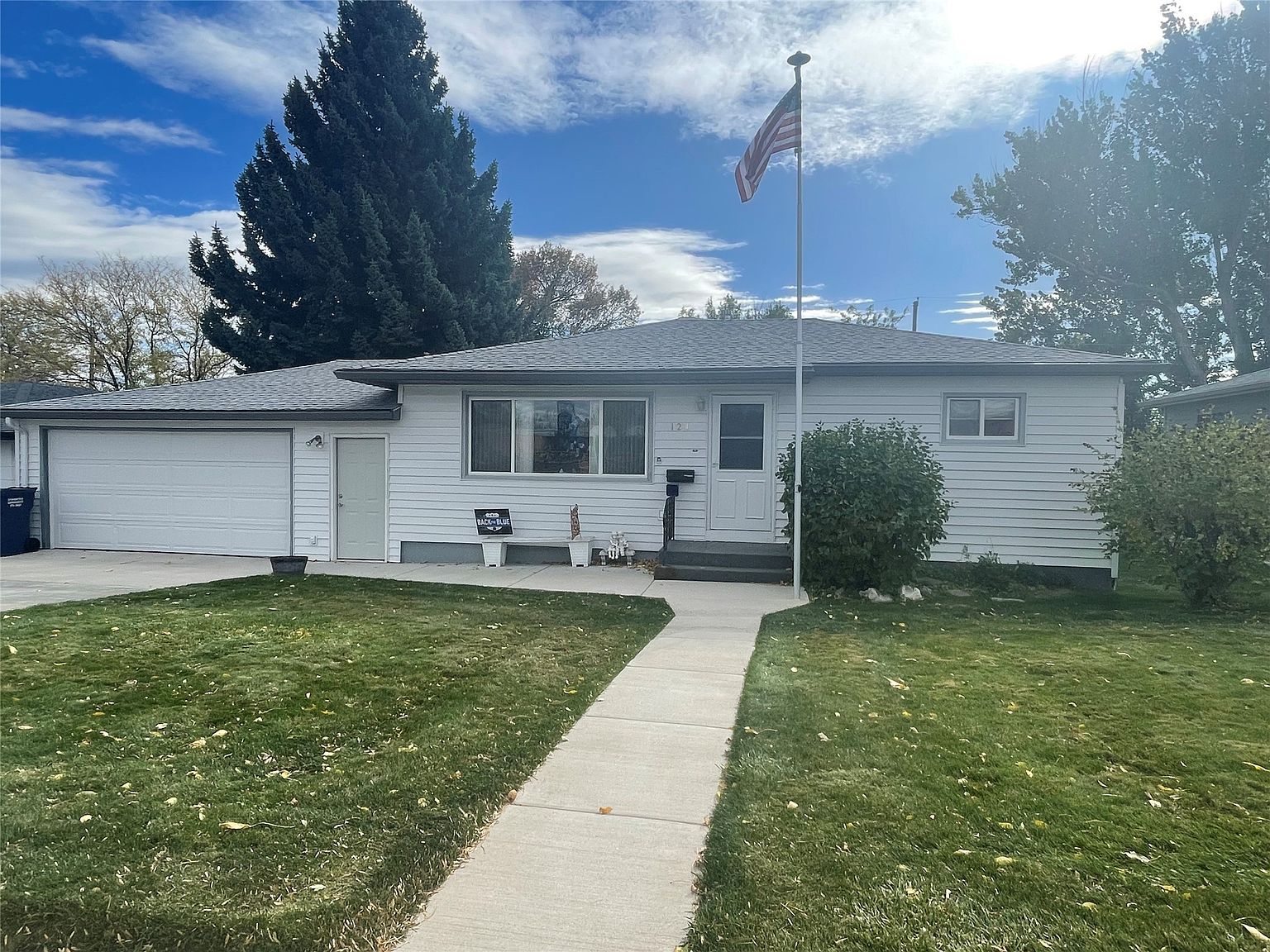 1241 8th Ave NW, Great Falls, MT 59404 | Zillow