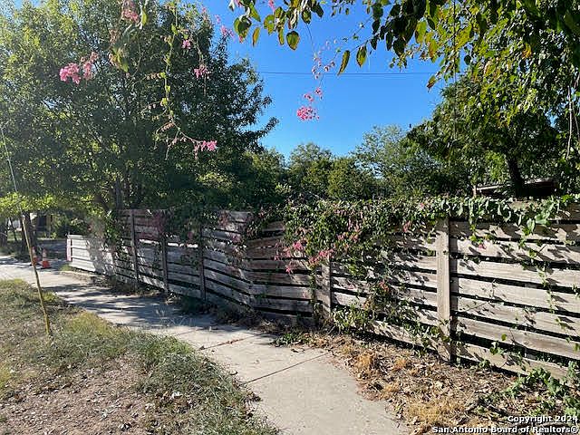 531 DAKOTA LOT 35, San Antonio, TX 78203 | MLS #1812356 | Zillow