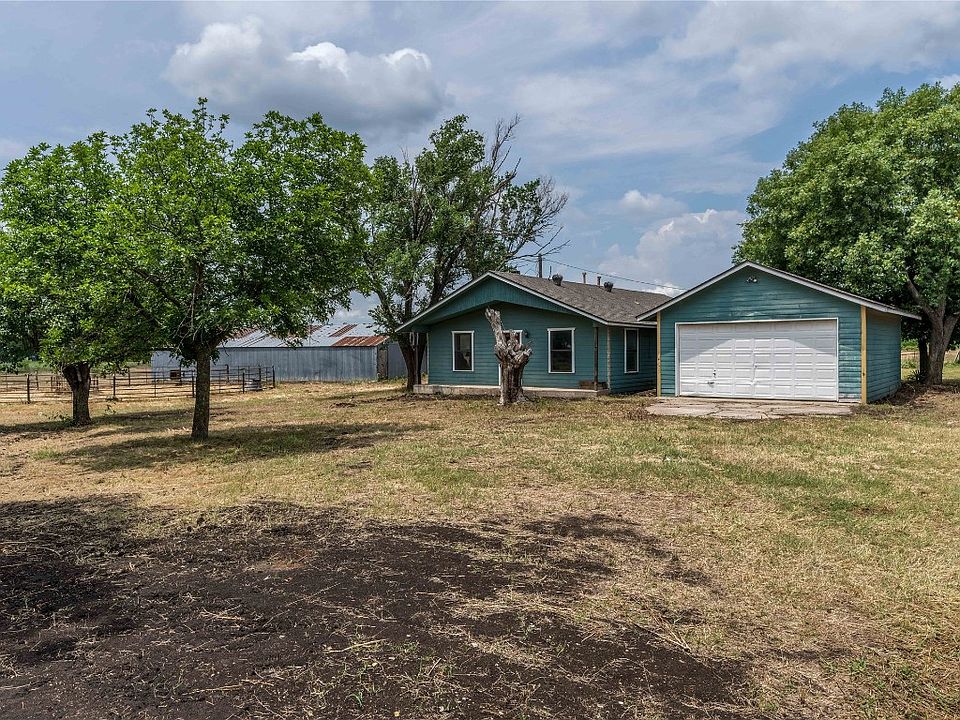 221 County Road 4713, Rhome, TX 76078 | MLS #20345390 | Zillow