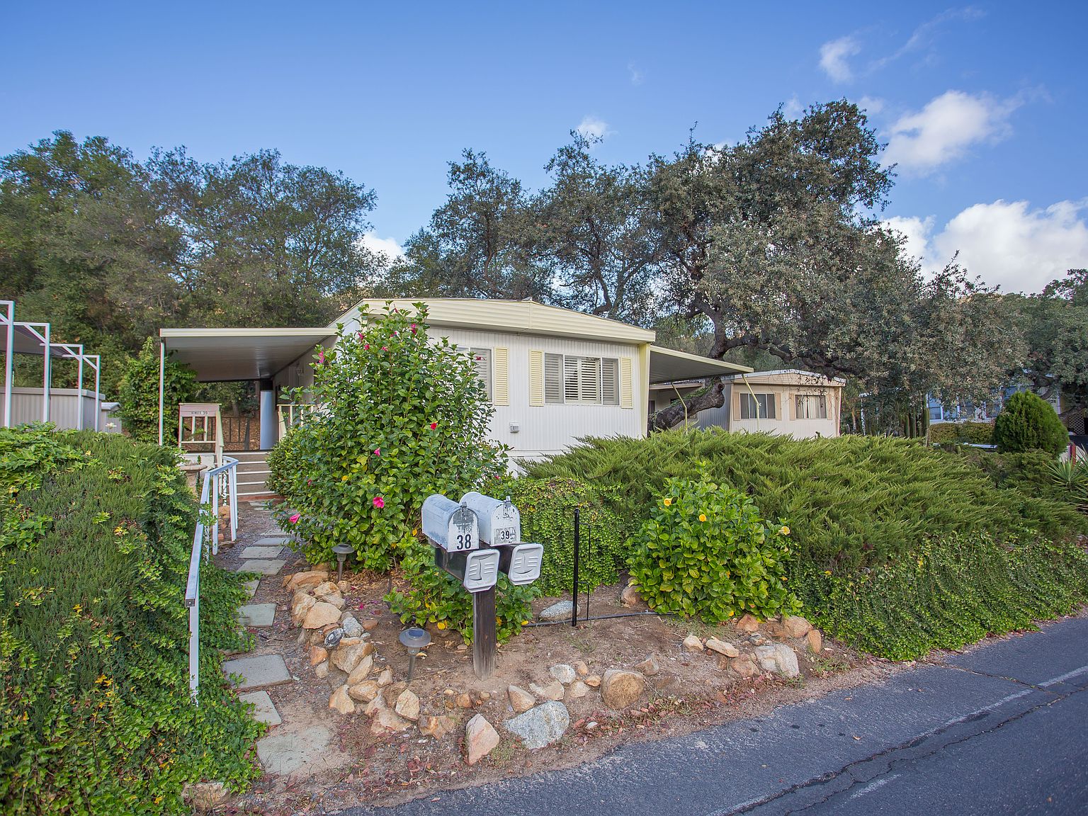 4747 Oak Crest Rd #T-39, Fallbrook, CA 92028 | Zillow