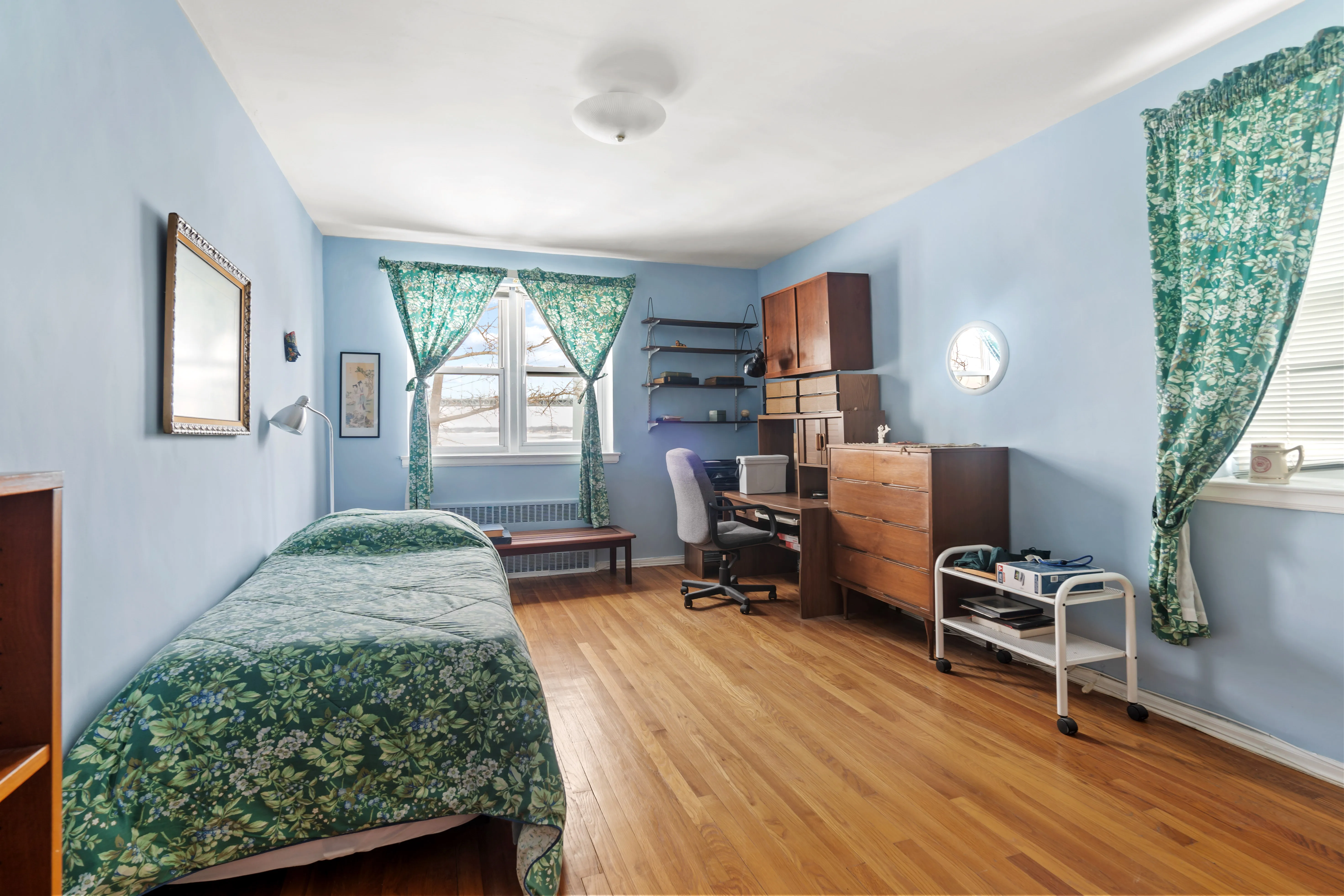 162-01 Powells Cove Boulevard #4R in Beechhurst, Queens | StreetEasy