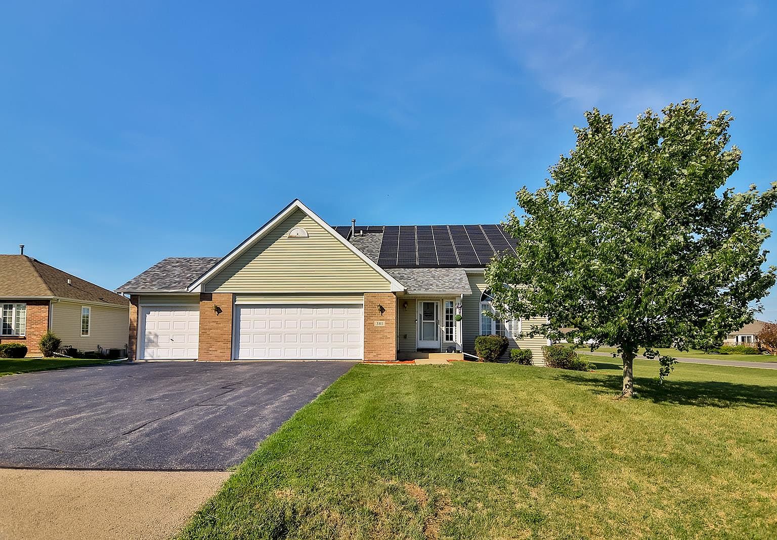 381 Red Fox Dr, Davis Junction, IL 61020 | MLS #202304688 | Zillow