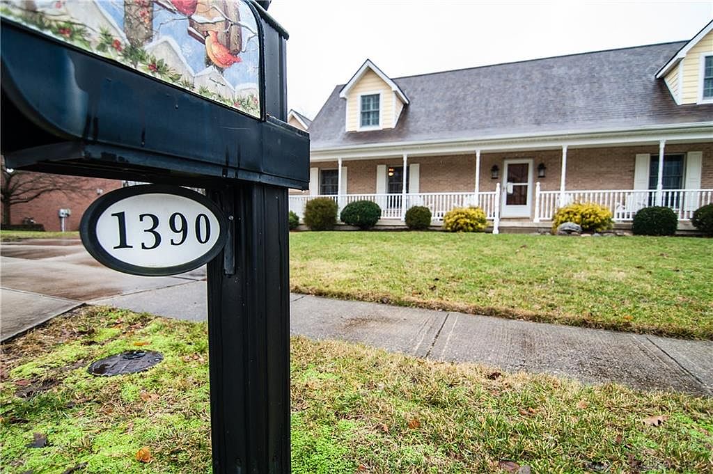 1390 Belvo Estates Dr, Miamisburg, OH 45342 | Zillow