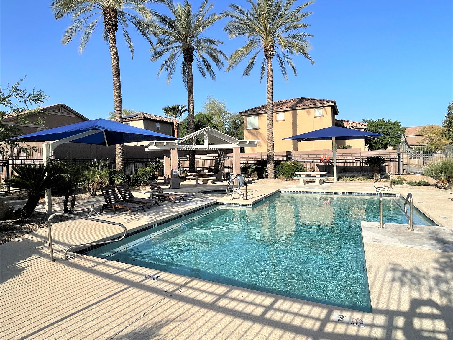 3975 E Pollack St, Phoenix, AZ 85042 | Zillow