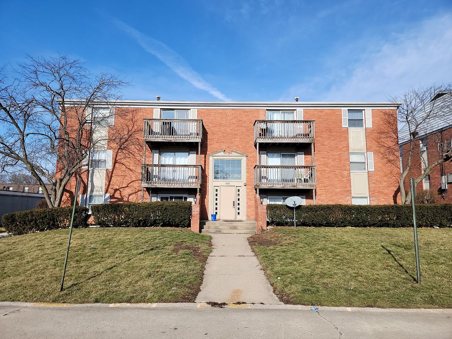 906 E Harding Dr, Urbana, IL 61801 | Zillow