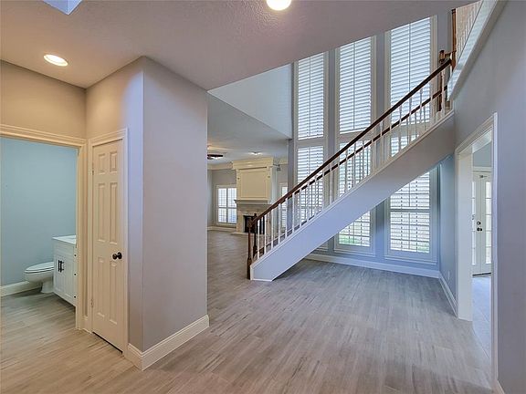 2514 Potomac Dr UNIT B, Houston, TX 77057 | MLS #44632984 | Zillow
