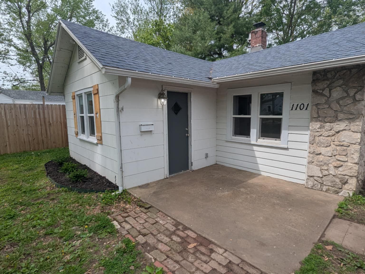 1011 S Ferguson Ave, Springfield, MO 65807 | Zillow