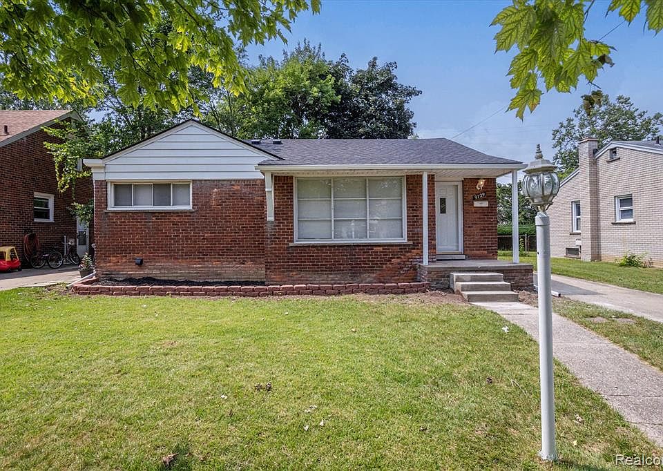 9729 Fenton, Redford, MI 48239 | Zillow