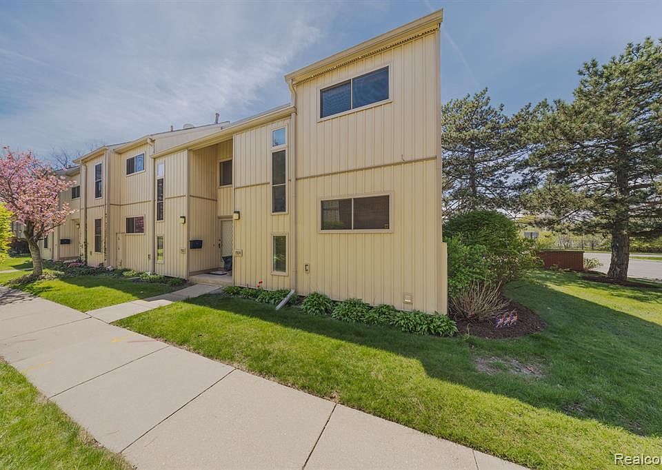 1924 Hyde Park Rd, Detroit, MI 48207 | Zillow