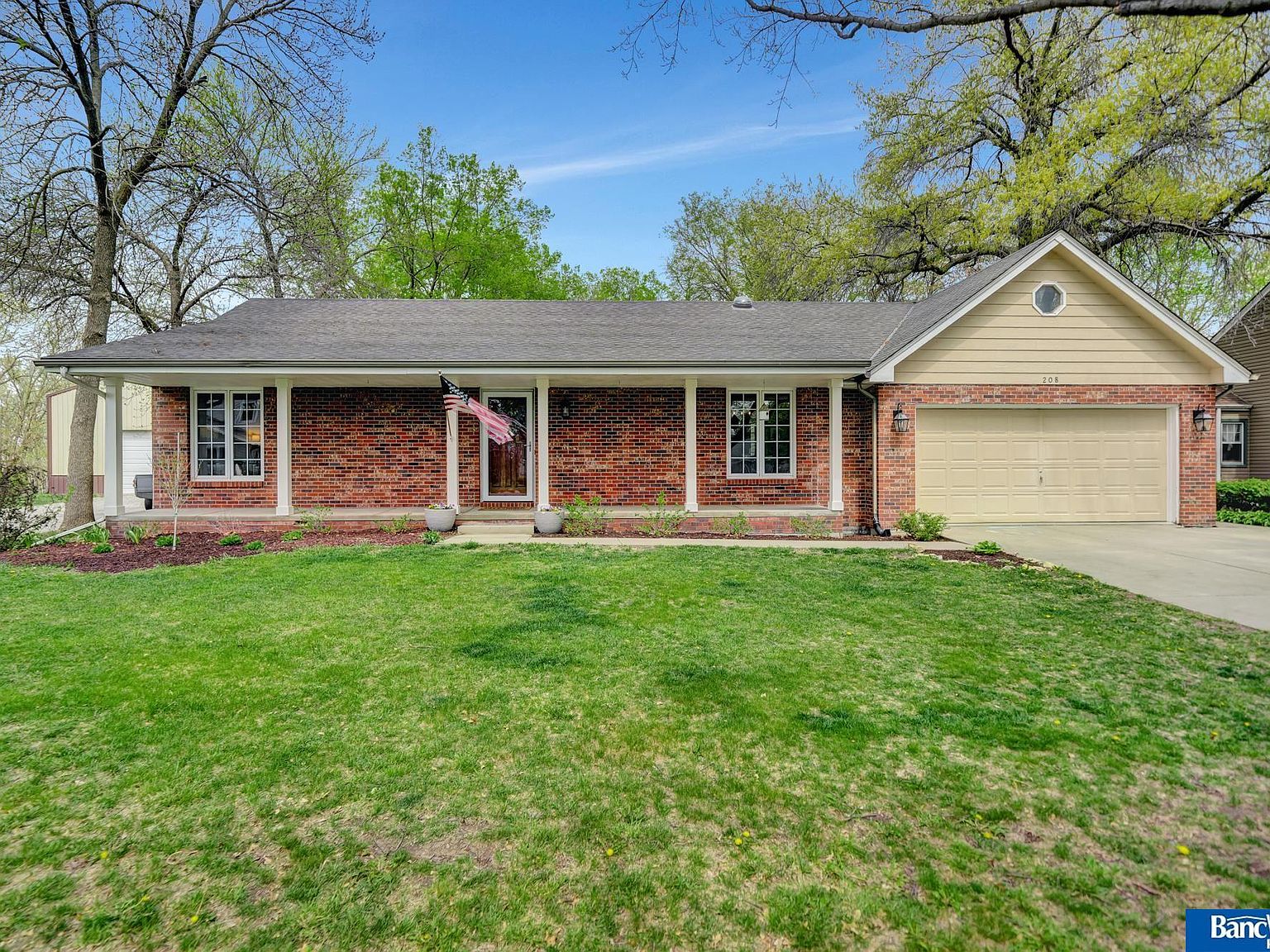 208 W 4th St, Panama, NE 68419 | Zillow