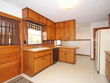 145 N Lake Shore Dr, Decatur, IL 62521 | Zillow