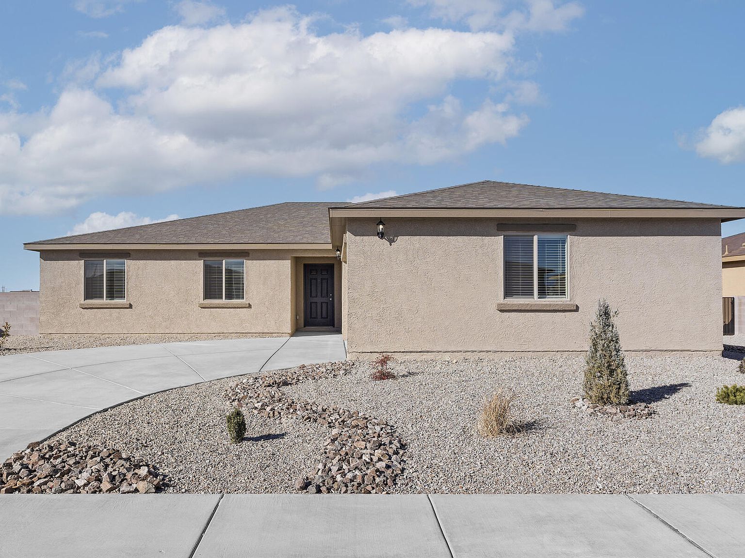 2704 Calle Del Los Claveles, Belen, NM 87002 | Zillow
